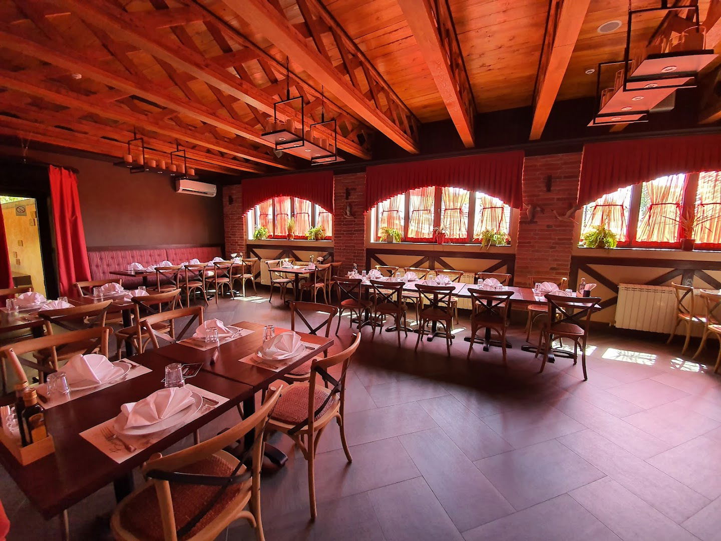 Restoran Babaroga 2018 - restoran Belgrade mnenja | Moja storitev